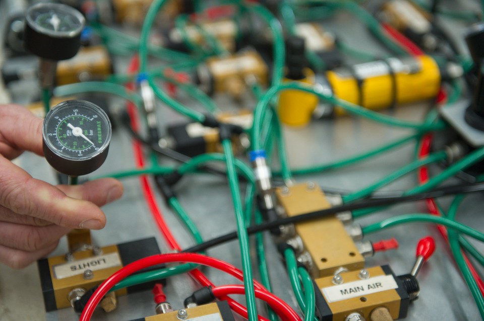 Basic Hydraulics Including Practicals - APT Training